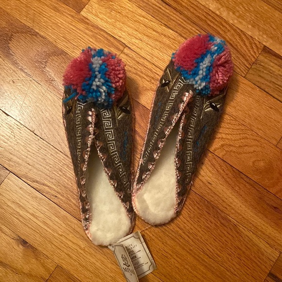 Minas LP | Shoes | New Minas Lp Gorgeous Handmade Greek Traditional ...
